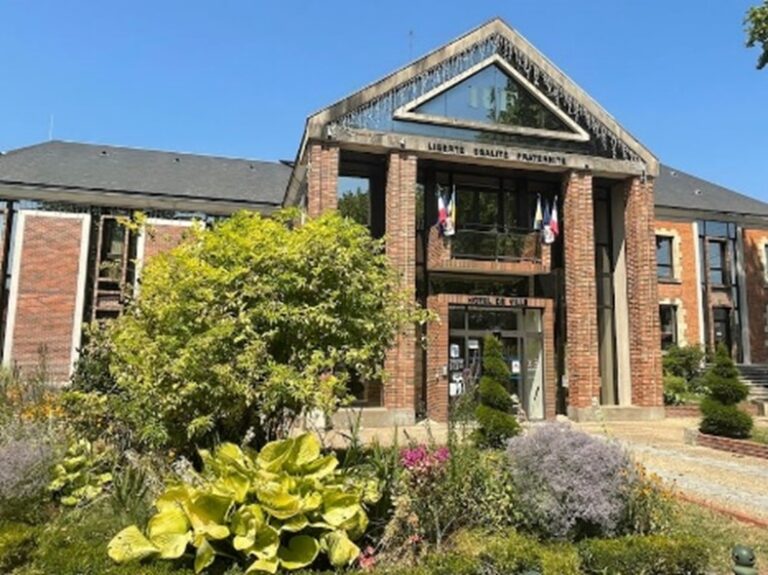 Séance du Conseil Municipal - Mairie de La Ferté Saint-Aubin